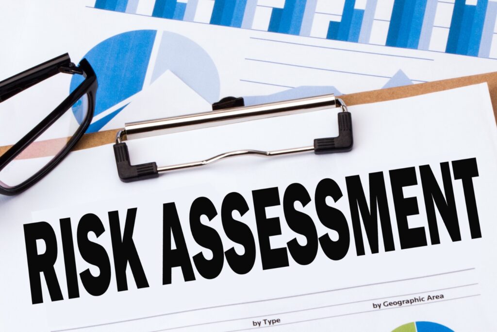 10 Examples & 10 Risks of Lone Working - MyTeamSafe